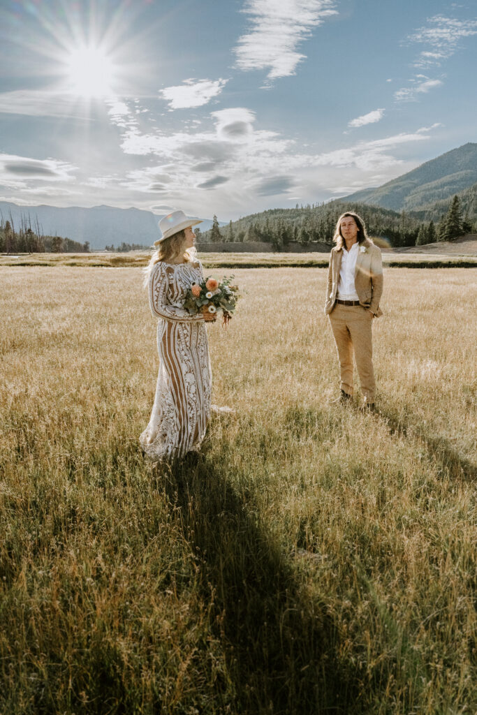 Early Autumn Yellowstone Wedding - Heather Woolery Photography